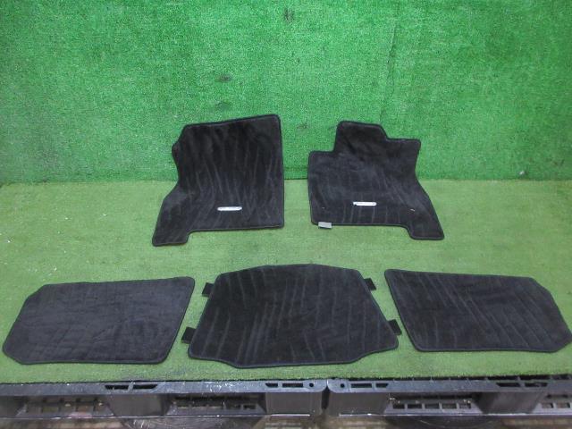 Yahoo!オークション - リーフ ZAA-AZE0 フロアマット