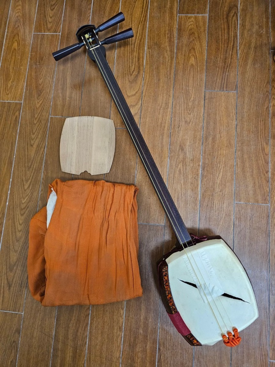 代購代標第一品牌-樂淘letao- 津軽三味線 本体 和楽器 民謡 楽器 津軽(ku9 15)