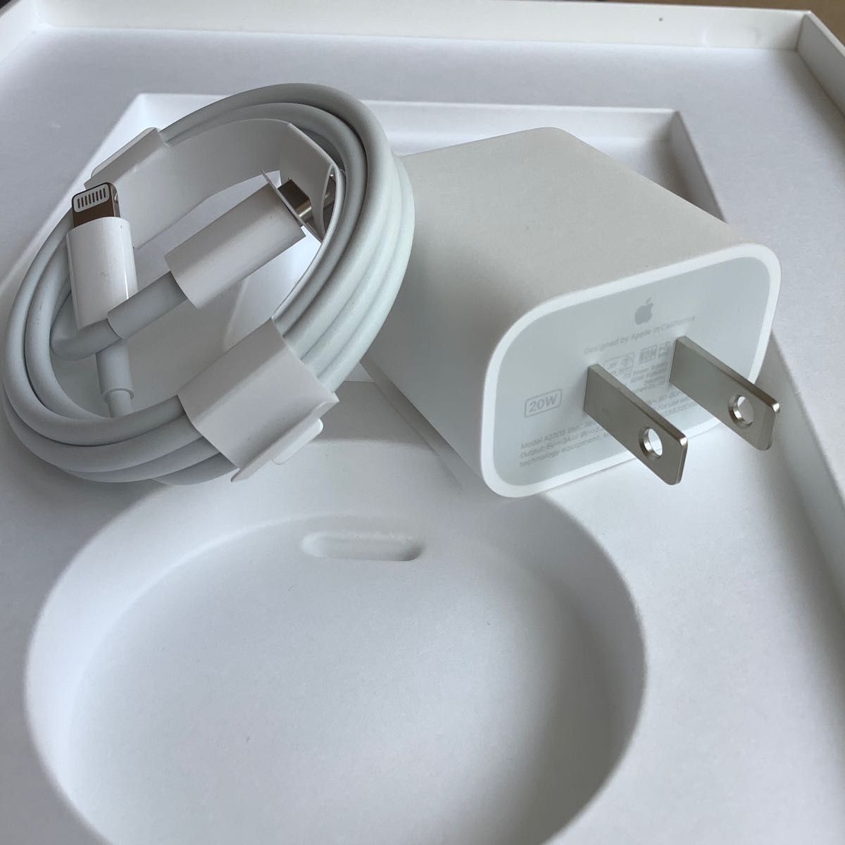 Apple iPad 付属品 20w 充電器 純正品|Yahoo!フリマ(旧PayPay Apple iPad 付属品 20w 充電器 純正品|Yahoo!フリマ(旧PayPay