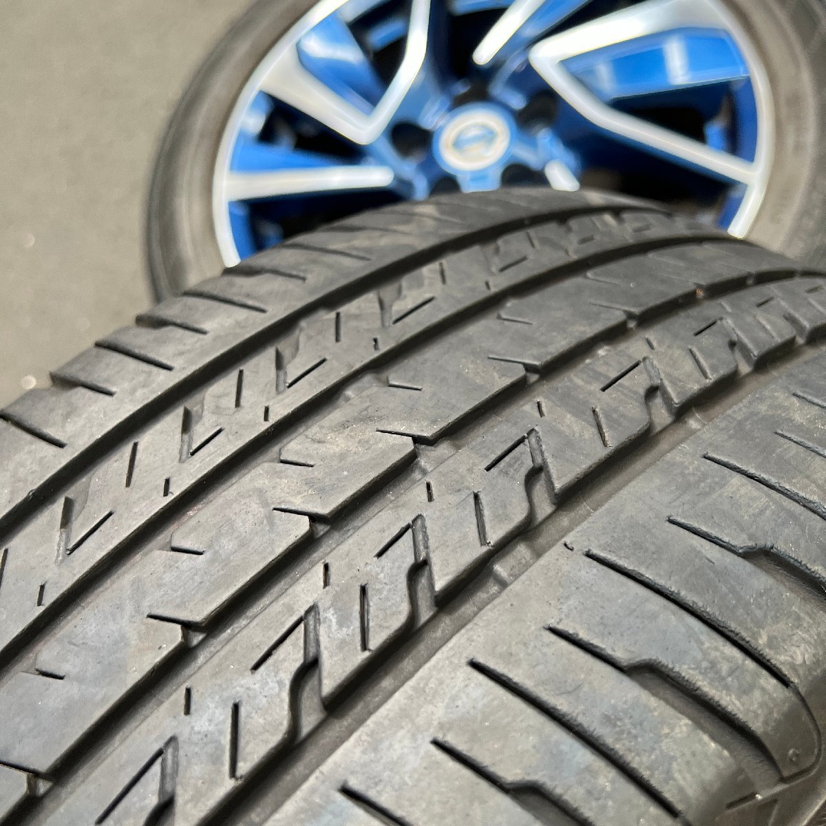 Yahoo!オークション - タイヤ付き純正ホイール4本セット リーフ AZE0 1...