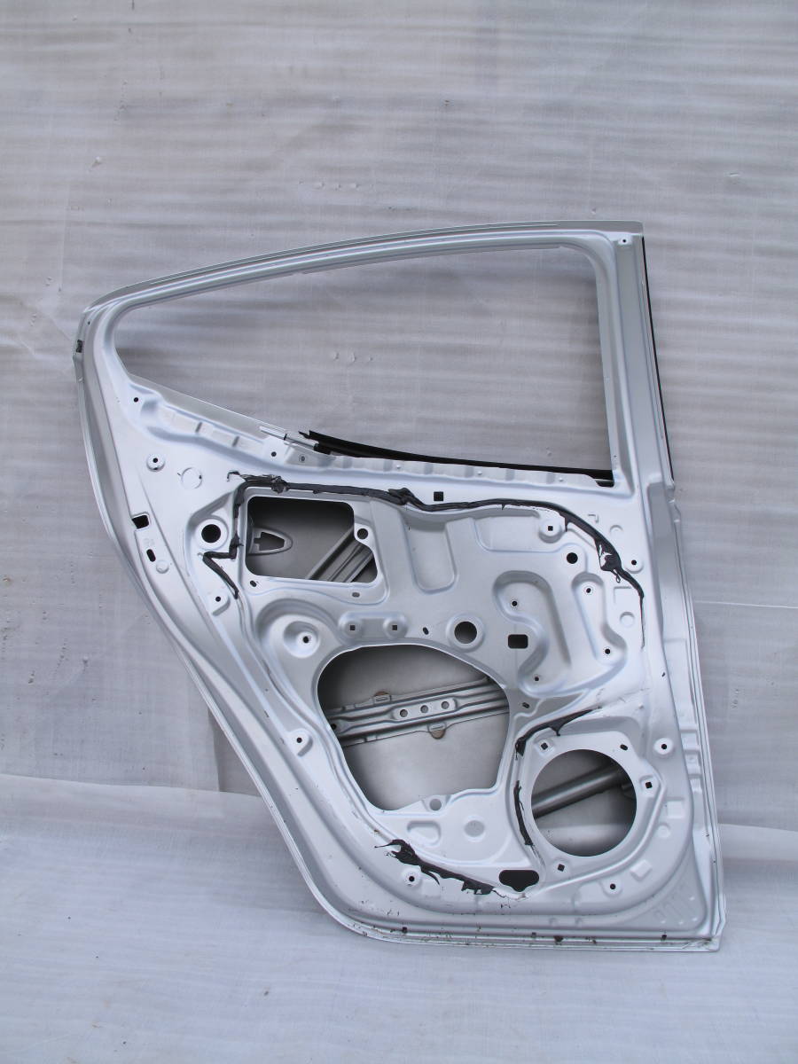 Yahoo!オークション - MXPK10/MXPK11/MXPK15/MXPK16 アクア 純正 左リ...