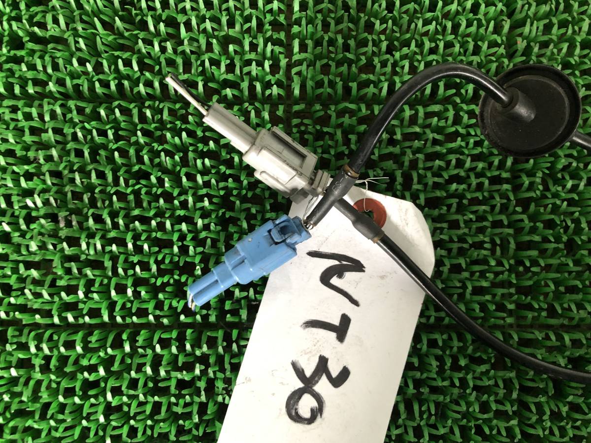 Yahoo!オークション - 即決値段 動作OK 日産 エクストレイル NT30 リ...