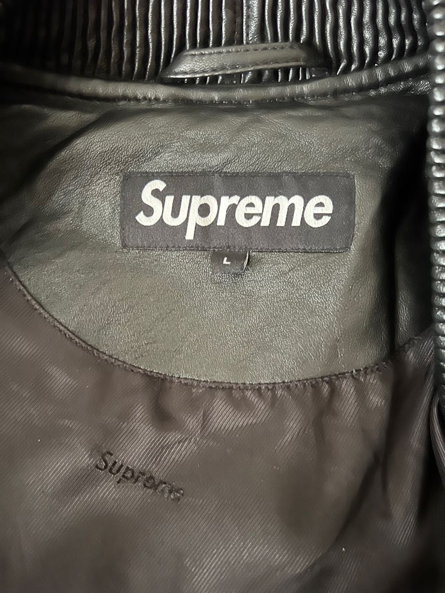 supreme シュプリーム キルティングレザージャケット中古 美品 supreme シュプリーム キルティングレザージャケット中古 美品