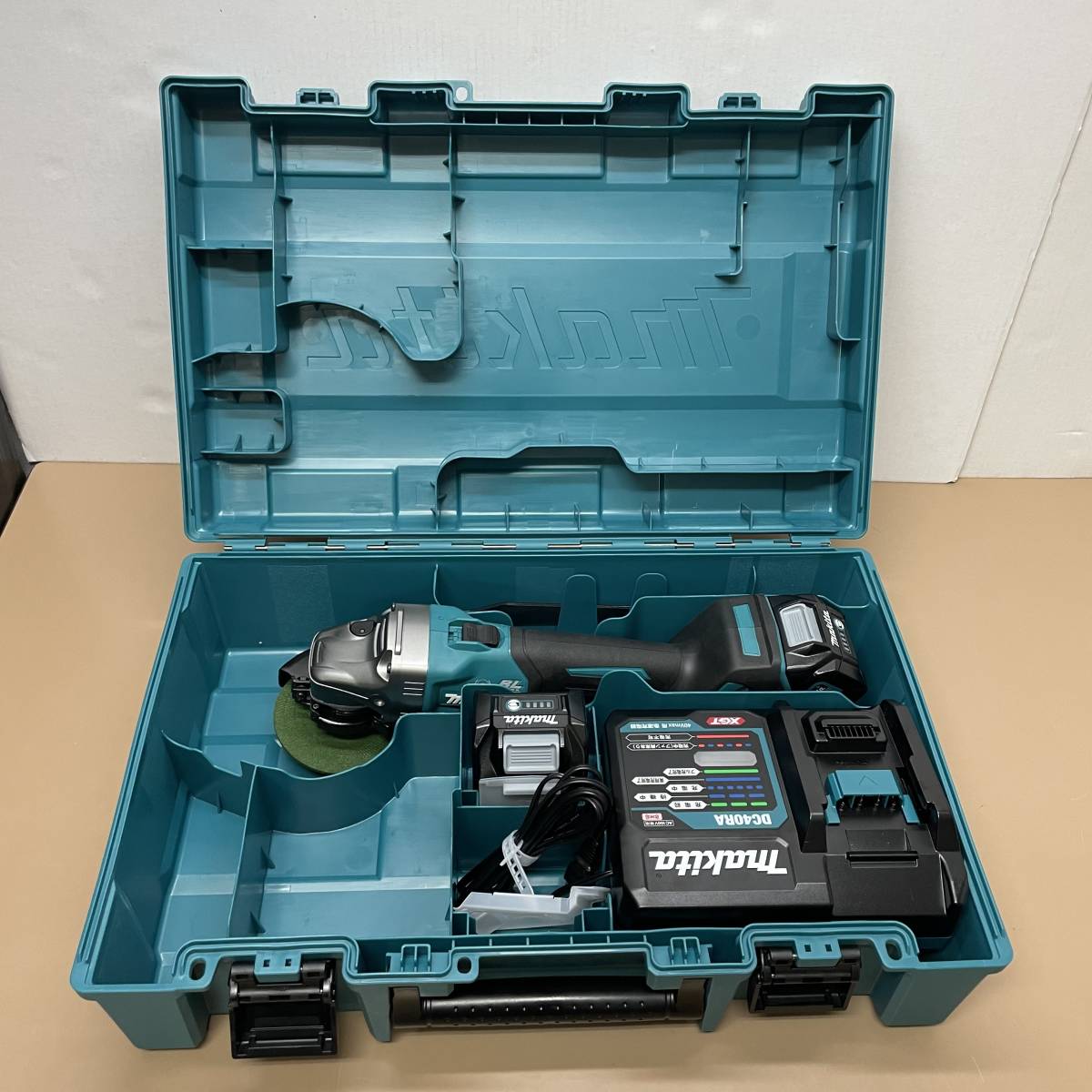 Yahoo!オークション - N104[12](ディスクグラインダー) 美品/makita マ...