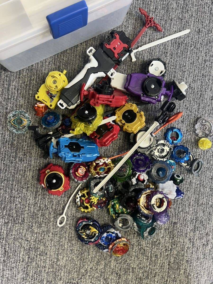 Yahoo!オークション - ベイブレード まとめ売り 【9/12E】