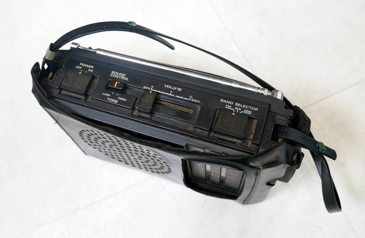 Yahoo!オークション - (R509-F2) 動作品 HITACHI 日立 ポータブルラジ...