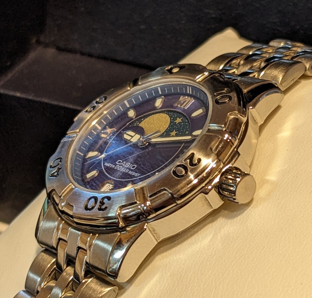 CASIO MD-738 ムーンフェイス デイト 美品 :: Yahoo!Auction CASIO MD-738 ムーンフェイス デイト 美品 :: Yahoo!Auction