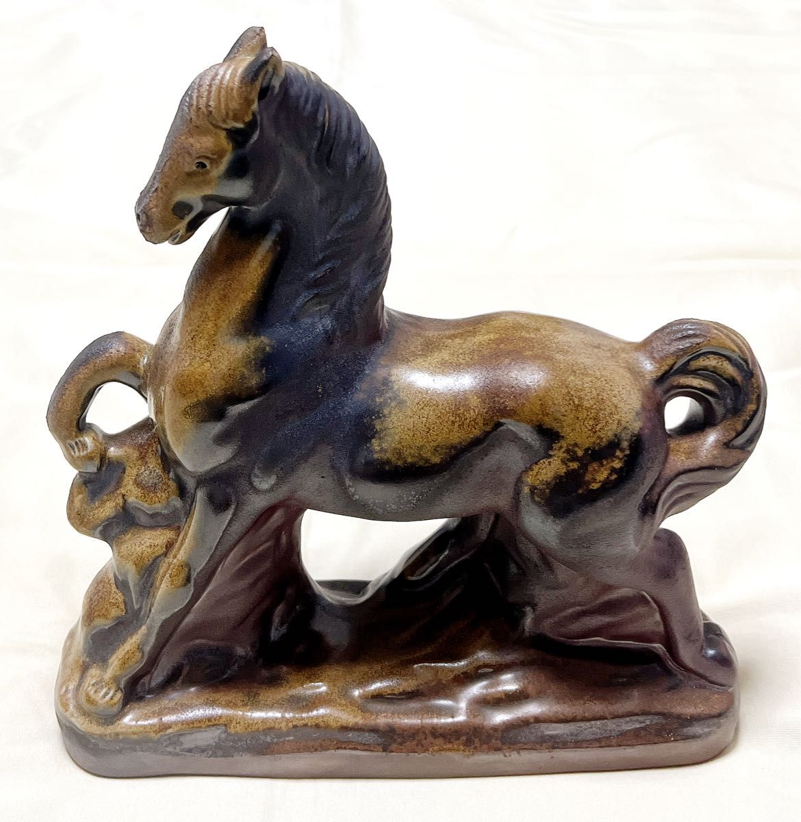新品 陶芸 備前焼 作家作品(裏印あり)干支の午馬 馬の置物 高 新品 陶芸 備前焼 作家作品(裏印あり)干支の午馬 馬の置物 高