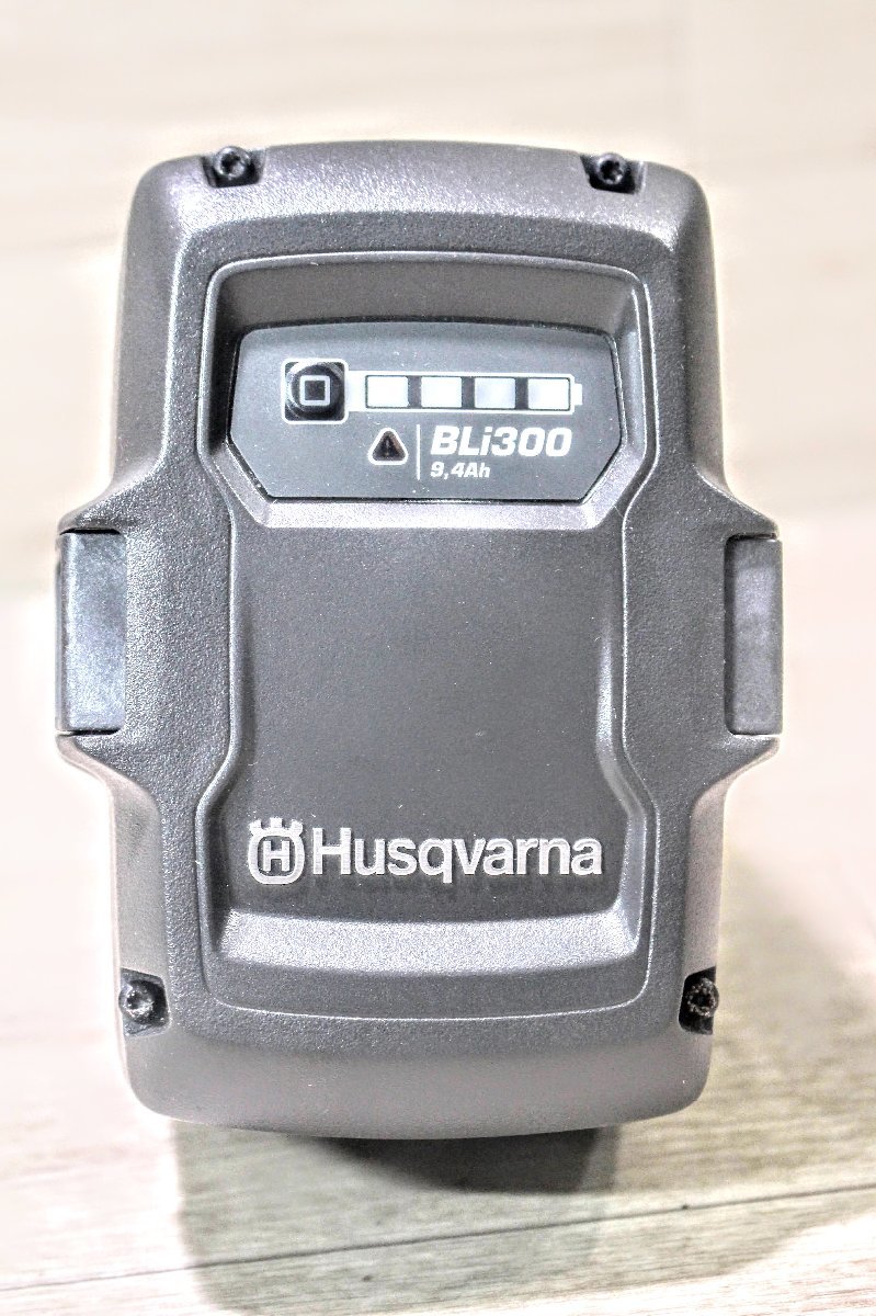 代購代標第一品牌－樂淘letao－[ Husqvarna ハスクバーナ ] Li-ionバッテリー BLi300 箱・取扱説明書付属 M399