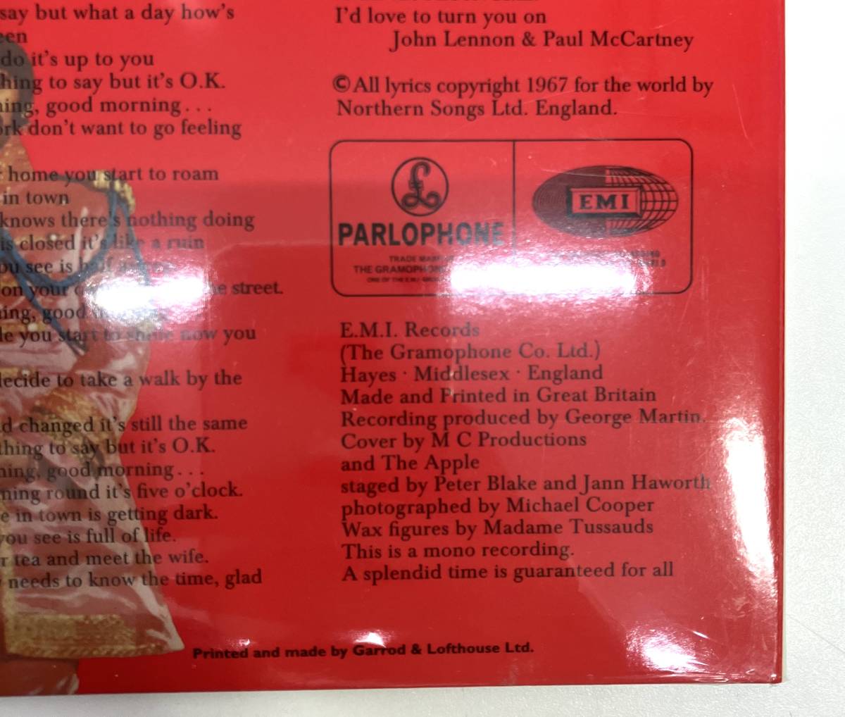 Yahoo!オークション - 未開封 The Beatles Sgt. Peppers Lonely Hearts...