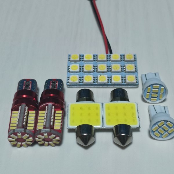 Yahoo!オークション - B21A デイズルークス 超爆光 T10 LED ルームラン...