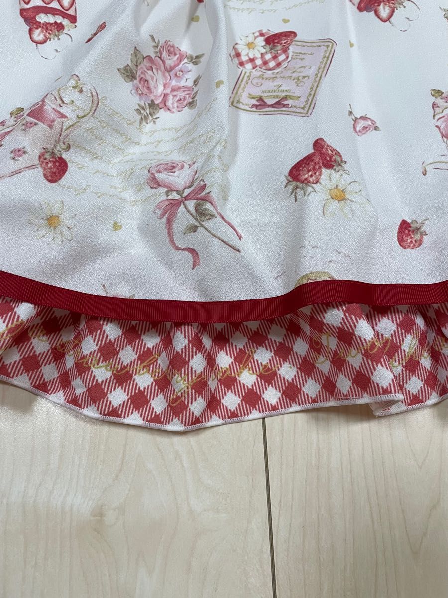 LIZLISA 1回着 美品 長袖いちごワンピース リズリサ イチゴ 苺 LIZLISA 1回着 美品 長袖いちごワンピース リズリサ イチゴ 苺