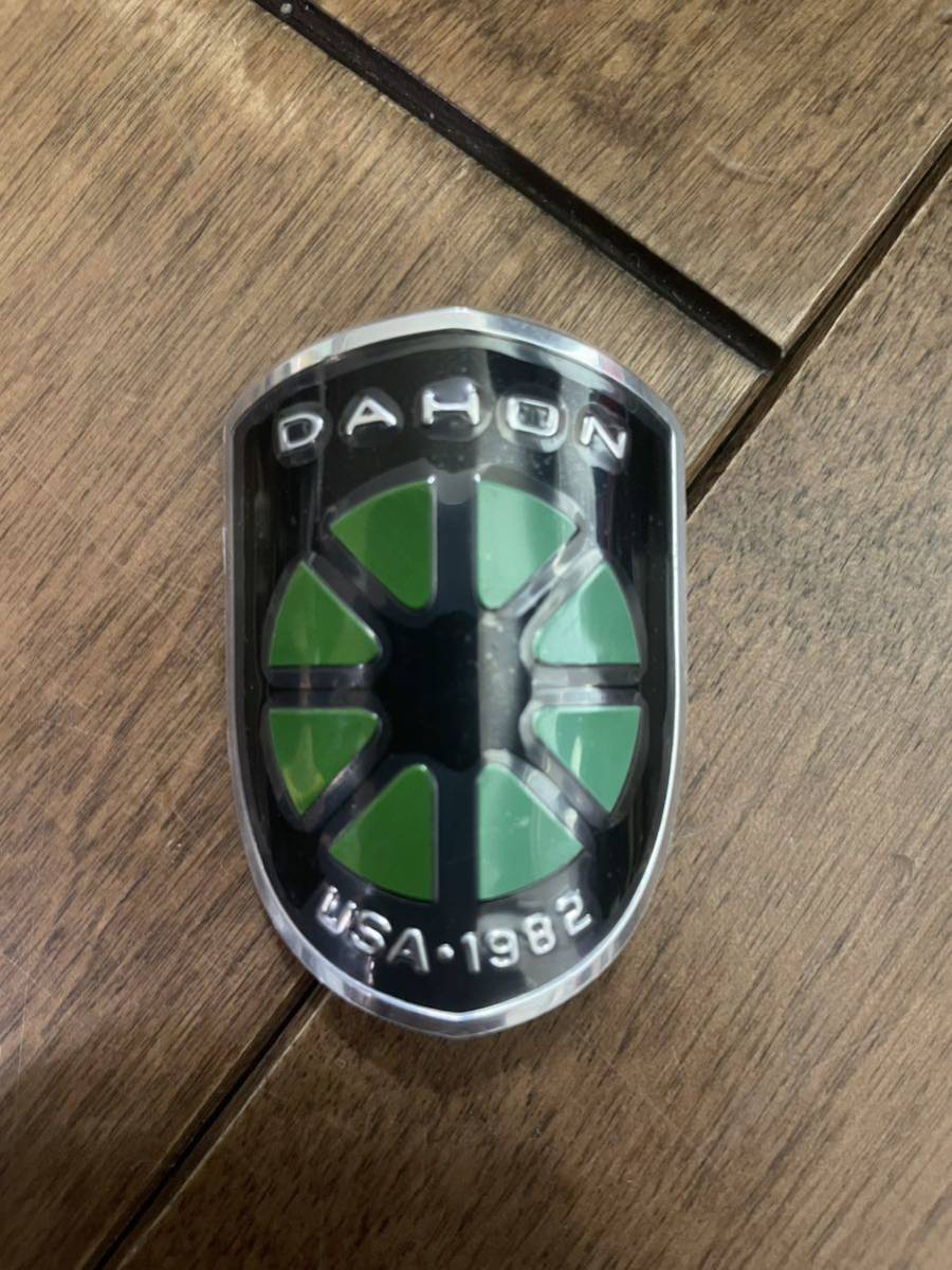 DAHON ダホン エンブレム ヘッド バッジ ステッカ バッチ2(その他)｜売買されたオークション情報、yahooの商品情報をアーカイブ公開 - オークファン（aucfan.com）