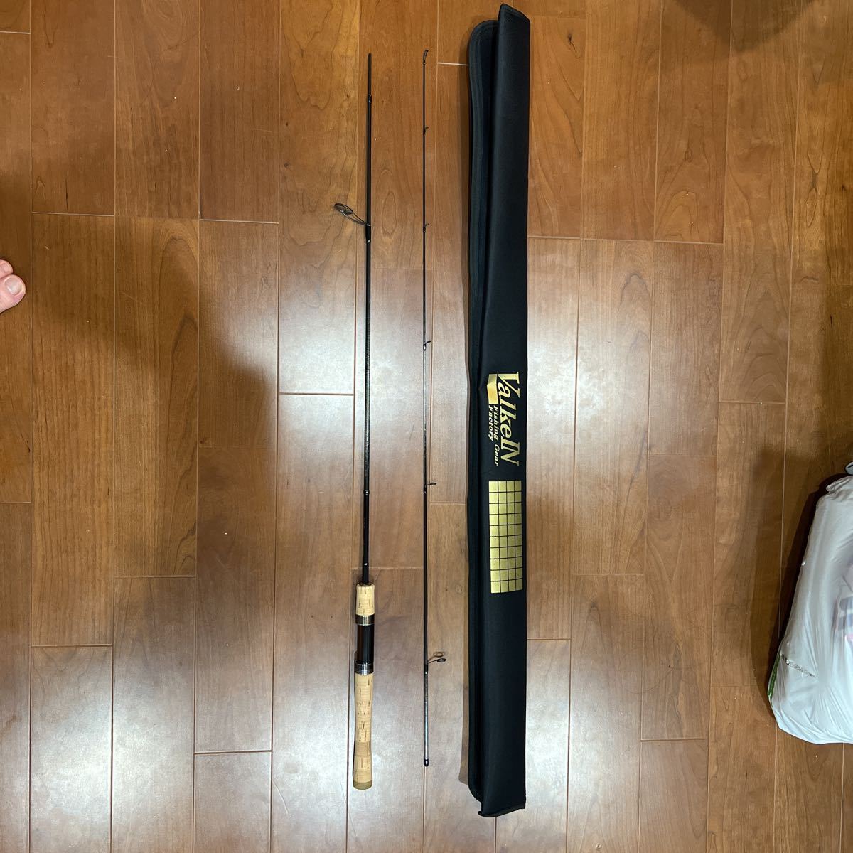 Yahoo!オークション - ヴァルケイン ブラックヴェスパイン 6.1L-H 中古...