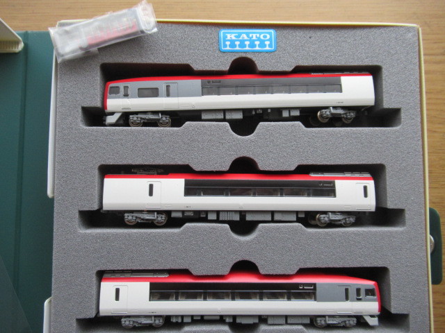 Nゲージ KATO 253系 成田エクスプレス 直流特急形電車 3両増結セット 10-183(特急形電車)｜売買されたオークション情報、yahooの商品情報をアーカイブ公開 - オークファン ...