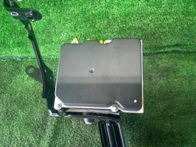 Yahoo!オークション - インプレッサ CBA-GRB ABSアクチュエーター WRX ...