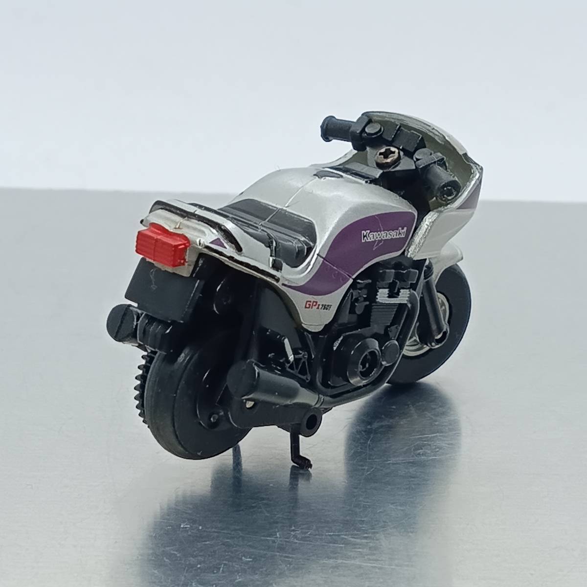 チョロバイ カワサキ GPZ 750F Q05595(チョロQ)｜売買されたオークション情報、yahooの商品情報をアーカイブ公開 - オークファン（aucfan.com）