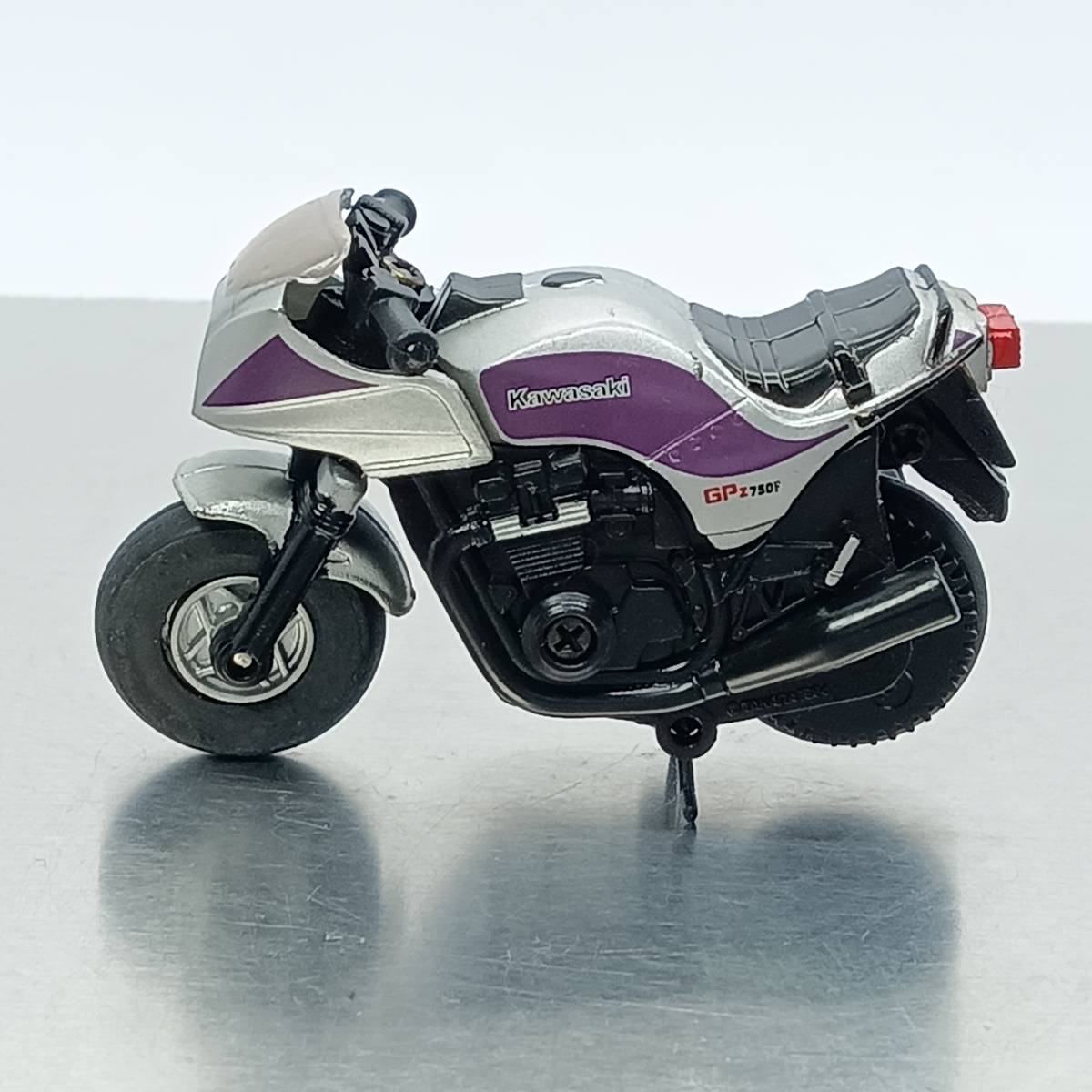 チョロバイ カワサキ GPZ 750F Q05595(チョロQ)｜売買されたオークション情報、yahooの商品情報をアーカイブ公開 - オークファン（aucfan.com）