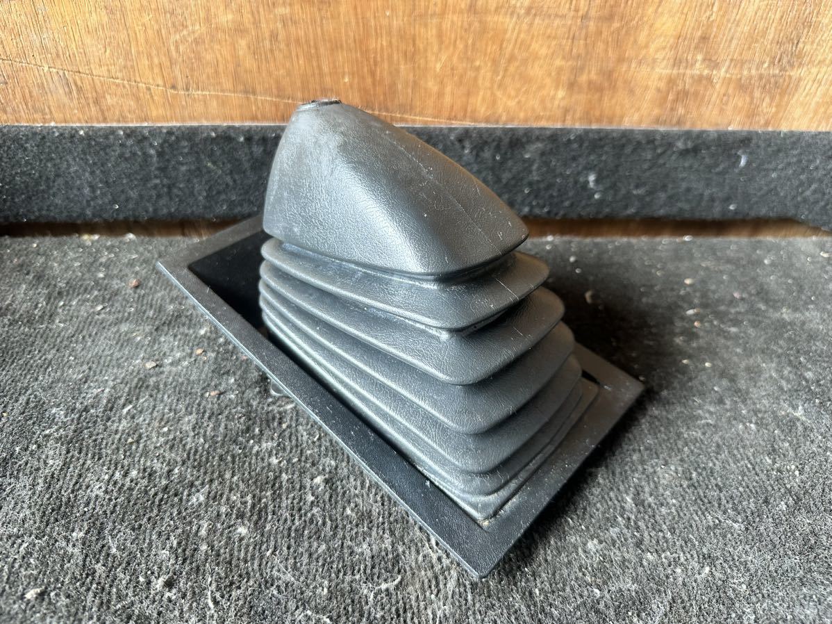 Yahoo!オークション - R30 HR30 DR30 スカイライン 純正 シフトブーツ