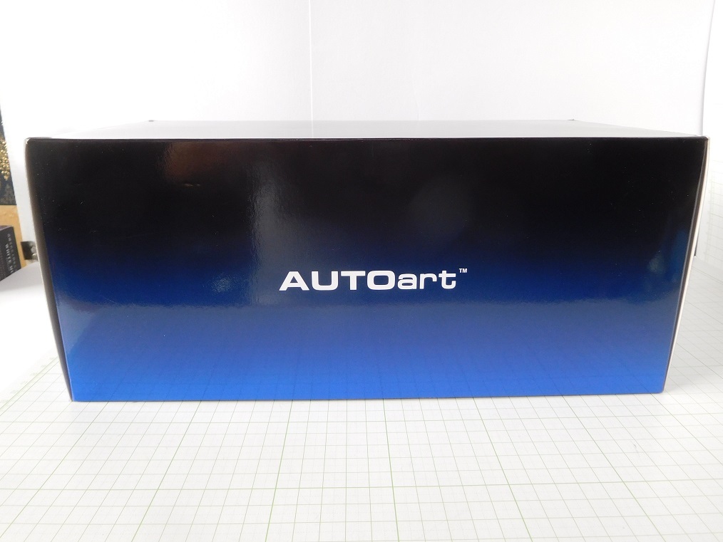 Yahoo!オークション - Aa1/18 ランボルギーニ アヴェンタドールS ホワ...