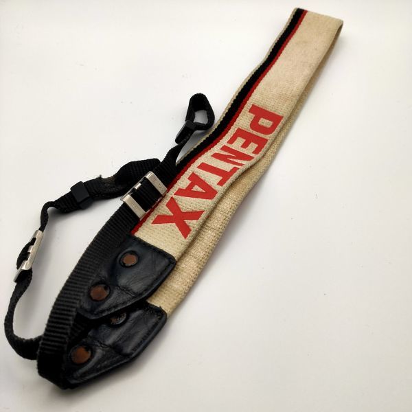 Yahoo!オークション - 【オススメ】 送料無料 PENTAX カメラストラップ...