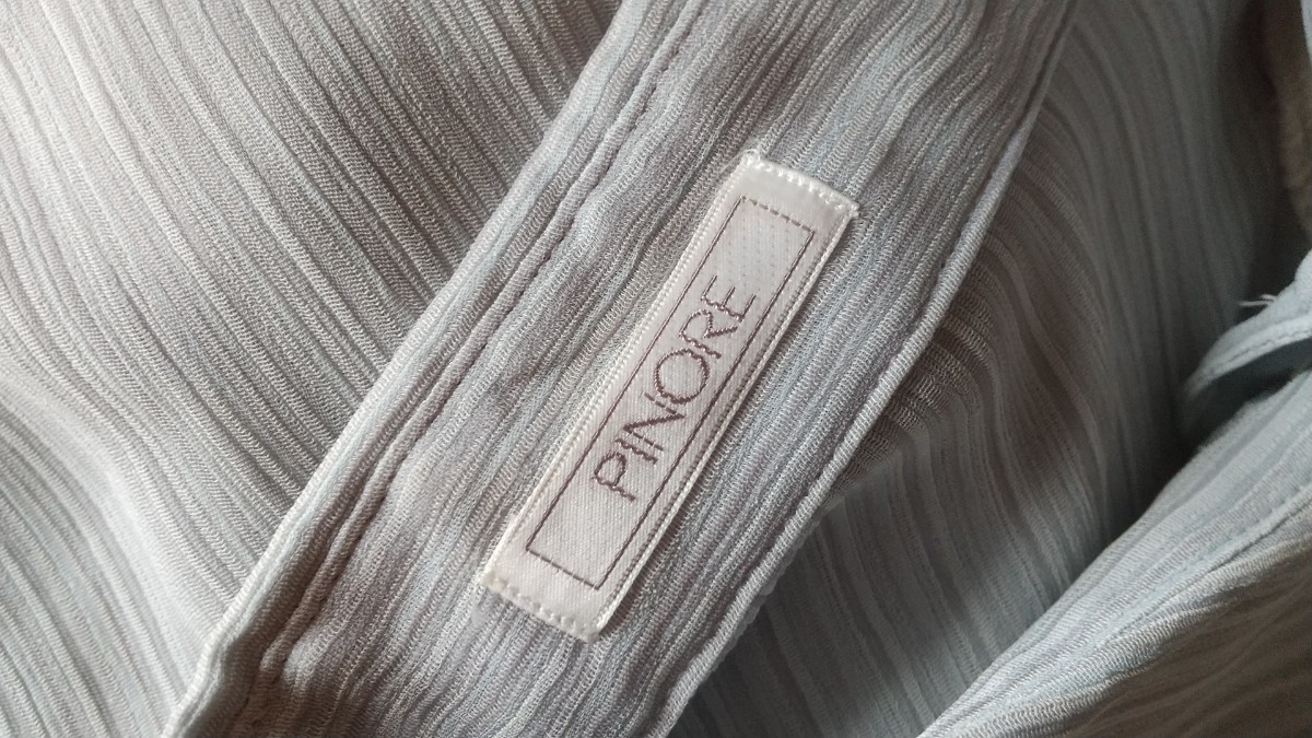 Yahoo!オークション - PINORE ピノーレ ストライプ柄長袖ブラウス グレ...