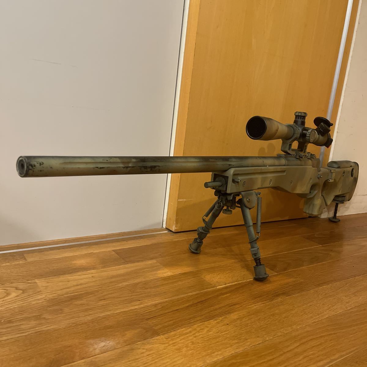 Yahoo!オークション - 「73mヒット達成」「リューポルドスコープ」AWM ...