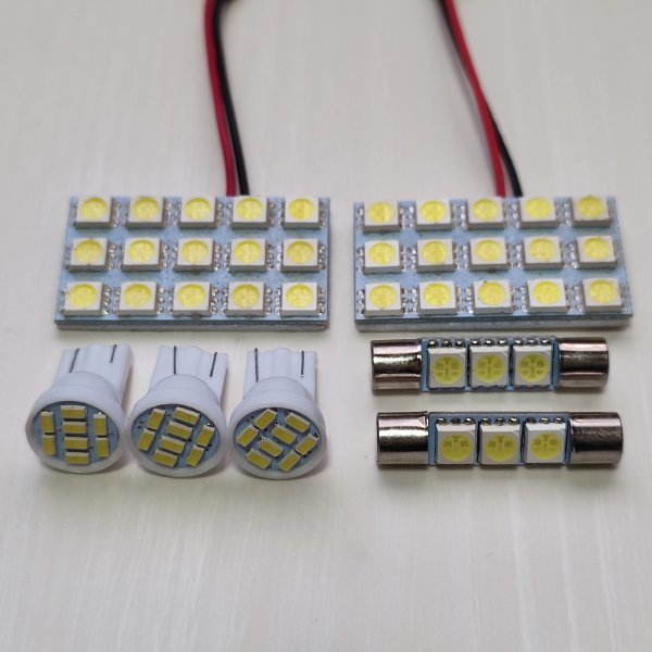 Yahoo!オークション - V36 スカイラインクーペ 超爆光 T10 LED ルーム...