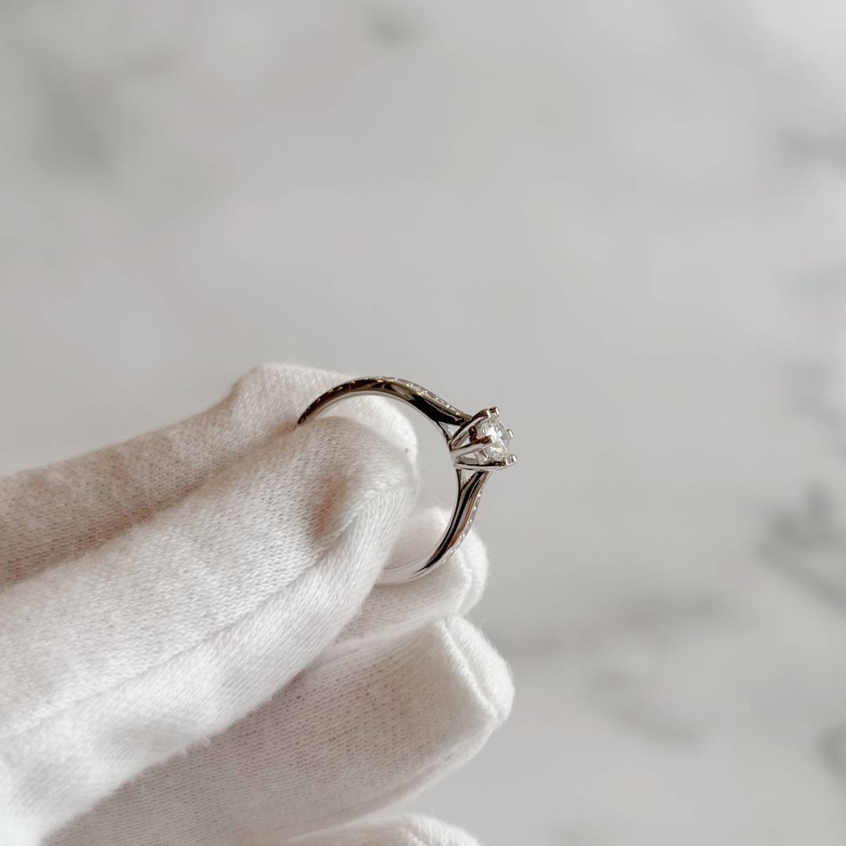 9号 モアサナイト 0 5ct ソリティアリング silver925|Yahoo 9号 モアサナイト 0 5ct ソリティアリング silver925|Yahoo