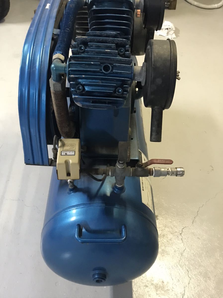 MAX WELL エアーコンプレッサー 200V 5.5馬力 4kw PV05-120 容量120L(コンプレッサー)｜売買されたオークション情報、yahooの商品情報をアーカイブ公開 ...