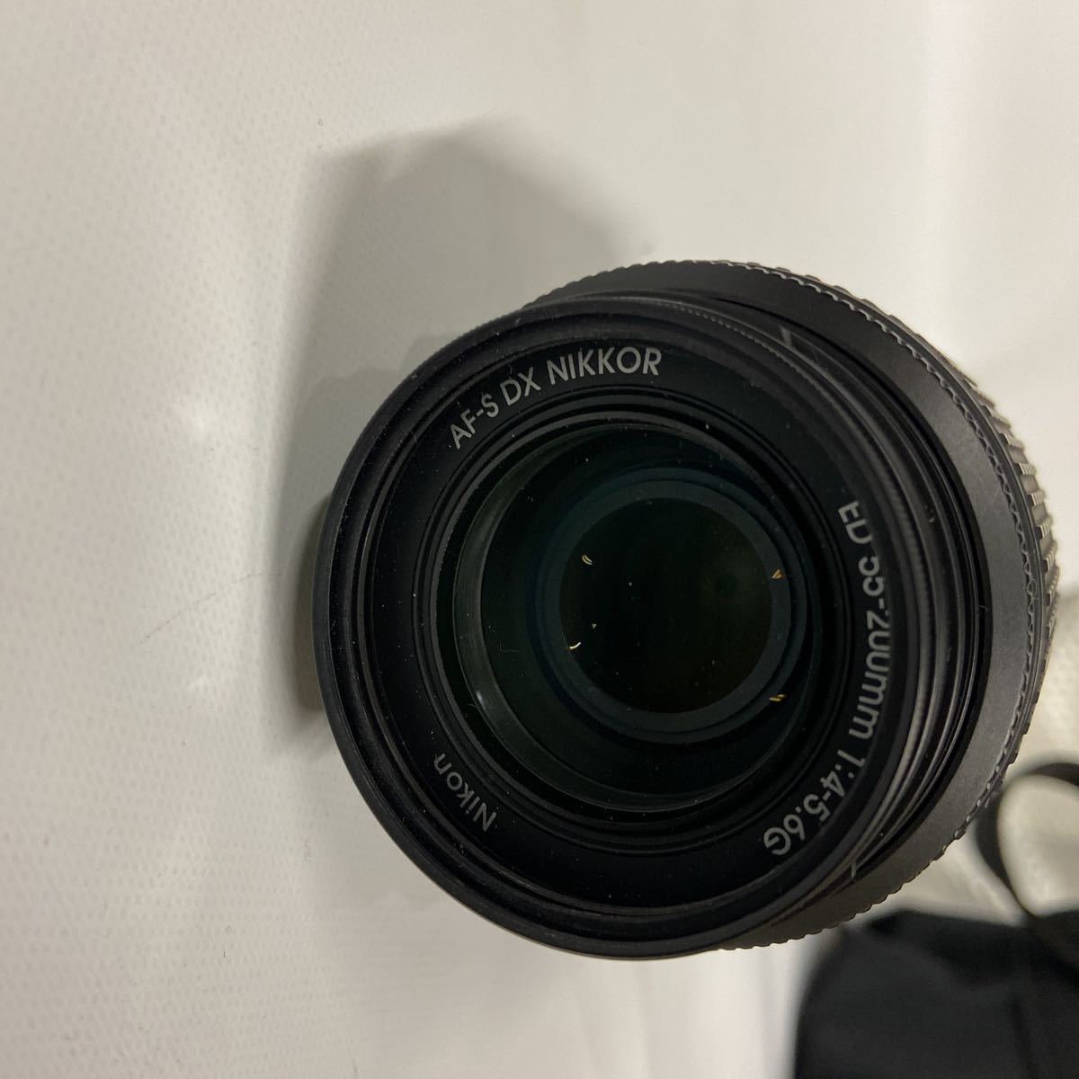 Yahoo!オークション - Nikon ニコン デジタルカメラ D40