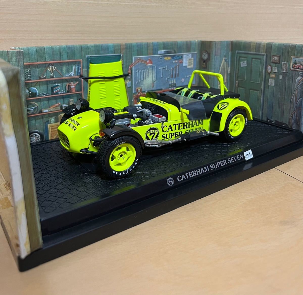 Yahoo!オークション - 京商 1/18 ケーターハム スーパーセブン JPE イ...