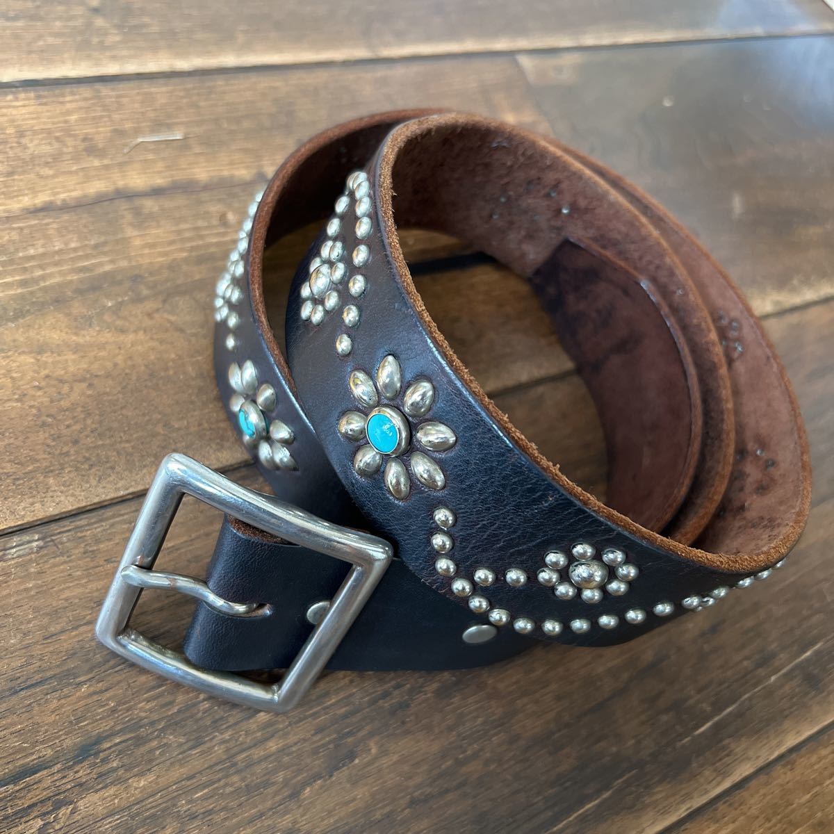 Yahoo!オークション - HTC スタッズベルト ターコイズ Hollywood tradi...