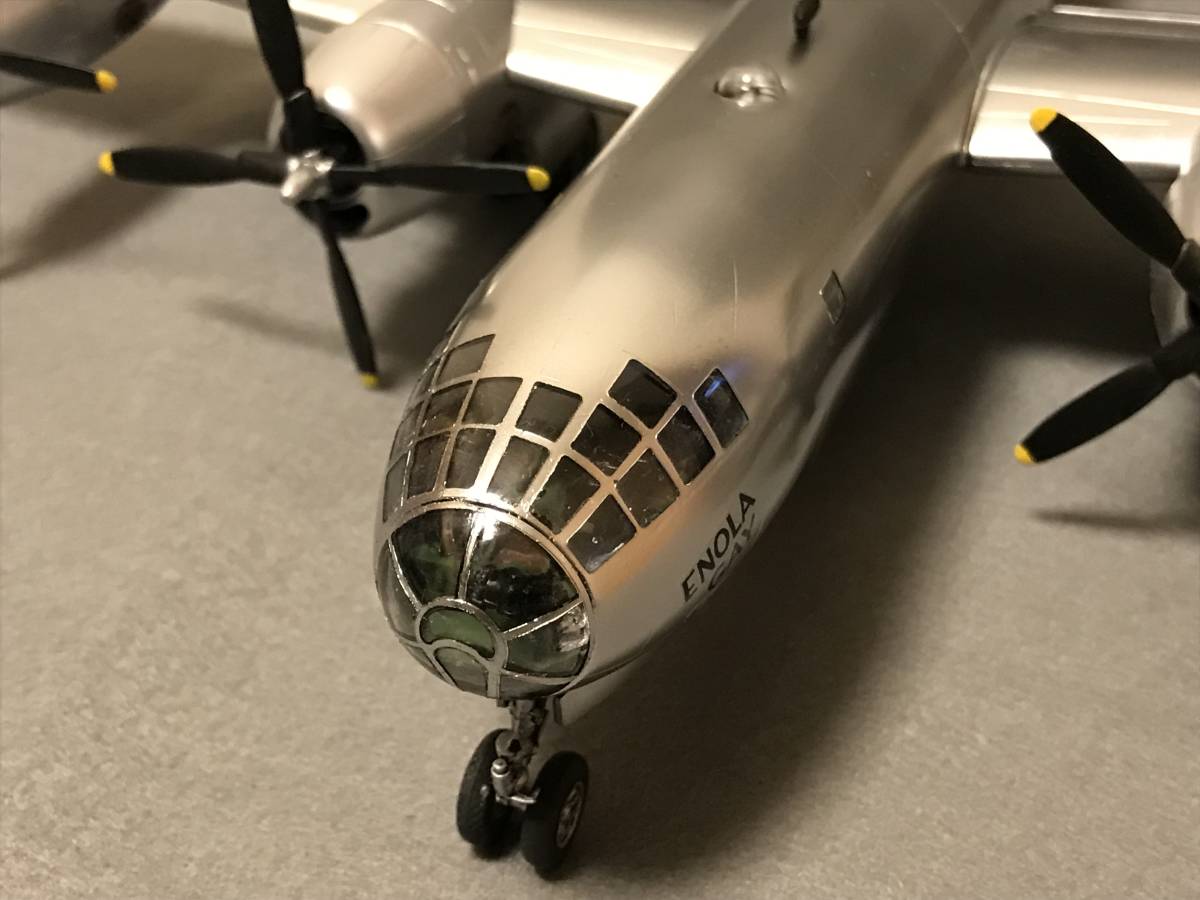Yahoo!オークション - アカデミー1/72 B29 エノラゲイ リトルボーイ付...