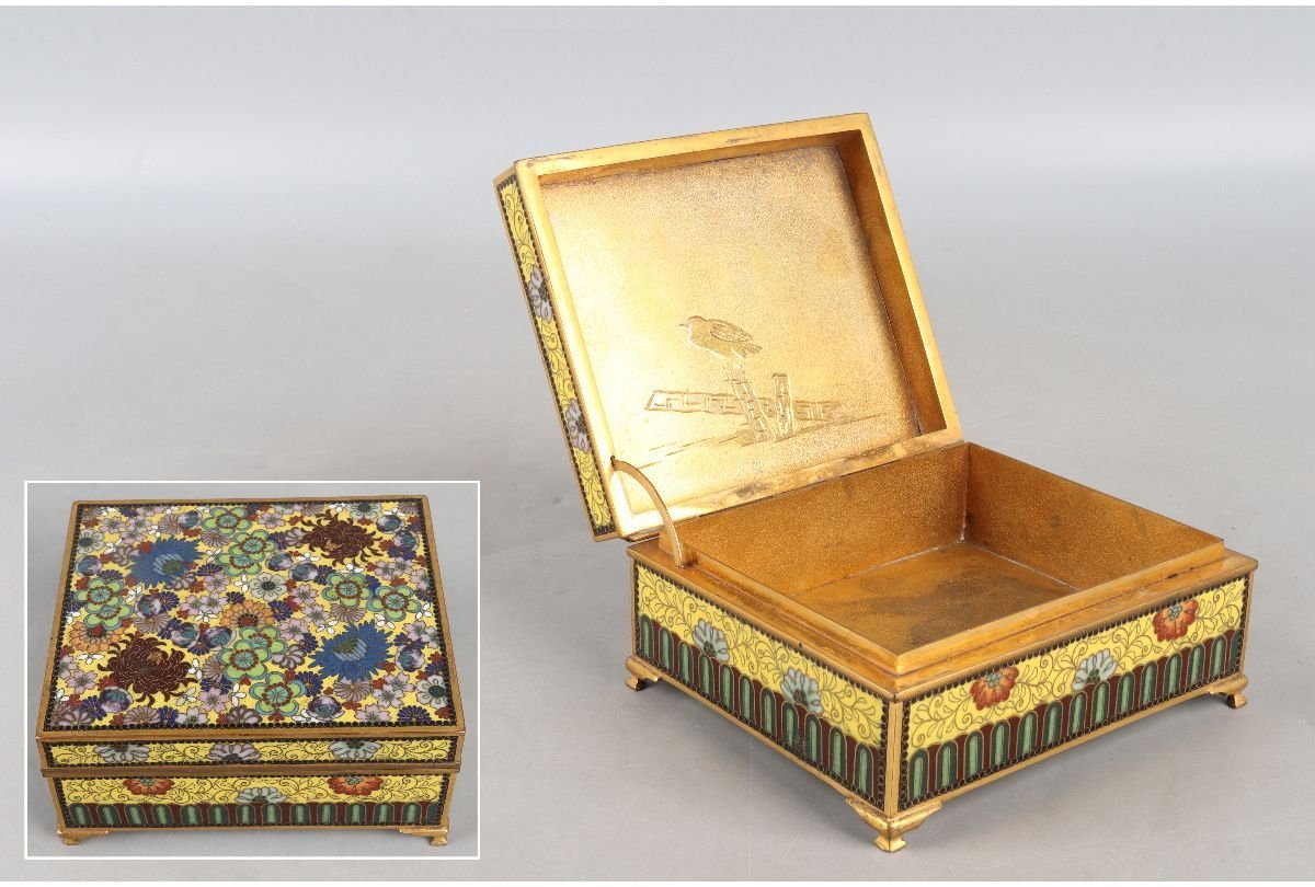 Yahoo!オークション - [URA]中国美術/七宝花草文蓋物/458g/12-10-34