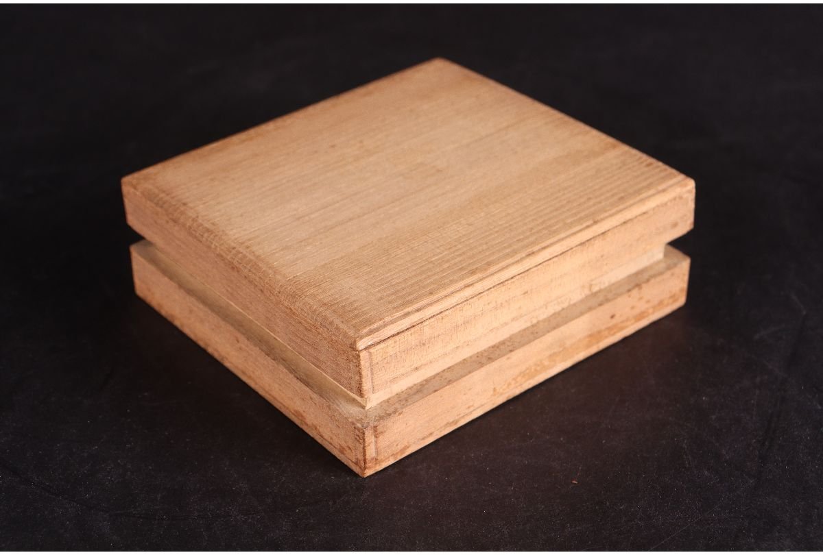 Yahoo!オークション - [URA]刀剣美術/江戸期/鉄地透丸形鍔/133g/7-10-9...