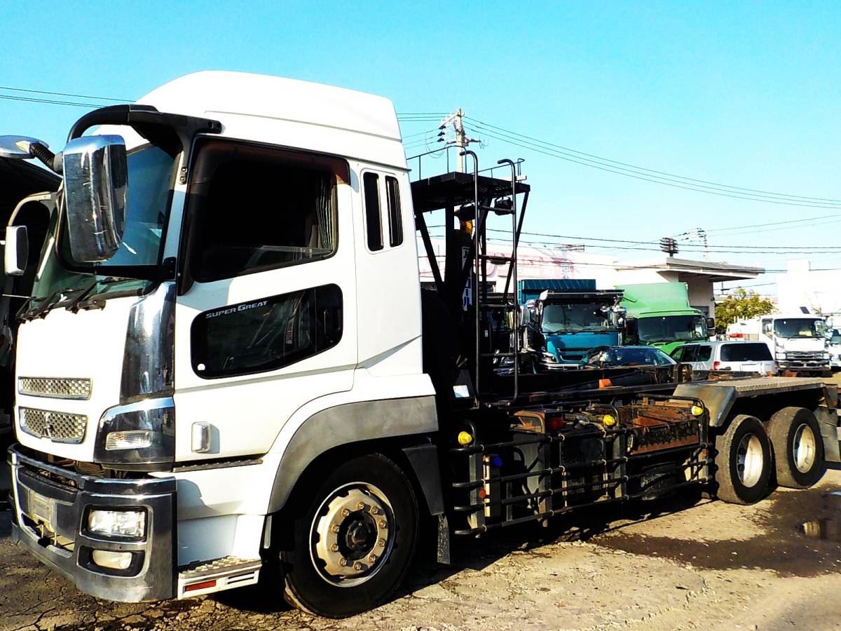 24年式 三菱ふそうSGアームロール ハイルーフ のFY 低床2デフ 22tシャーシ 新明和ツインホイスト 車検残あり(大型トラック)｜売買されたオークション情報、yahooの商品情報を ...