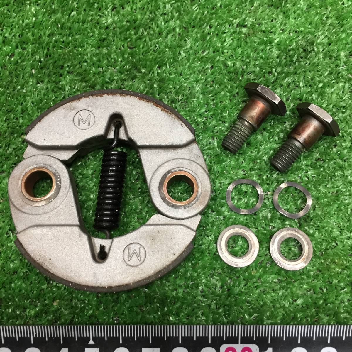 Yahoo!オークション - 三菱 遠心クラッチ TL33 クラッチシュー ビーバ...