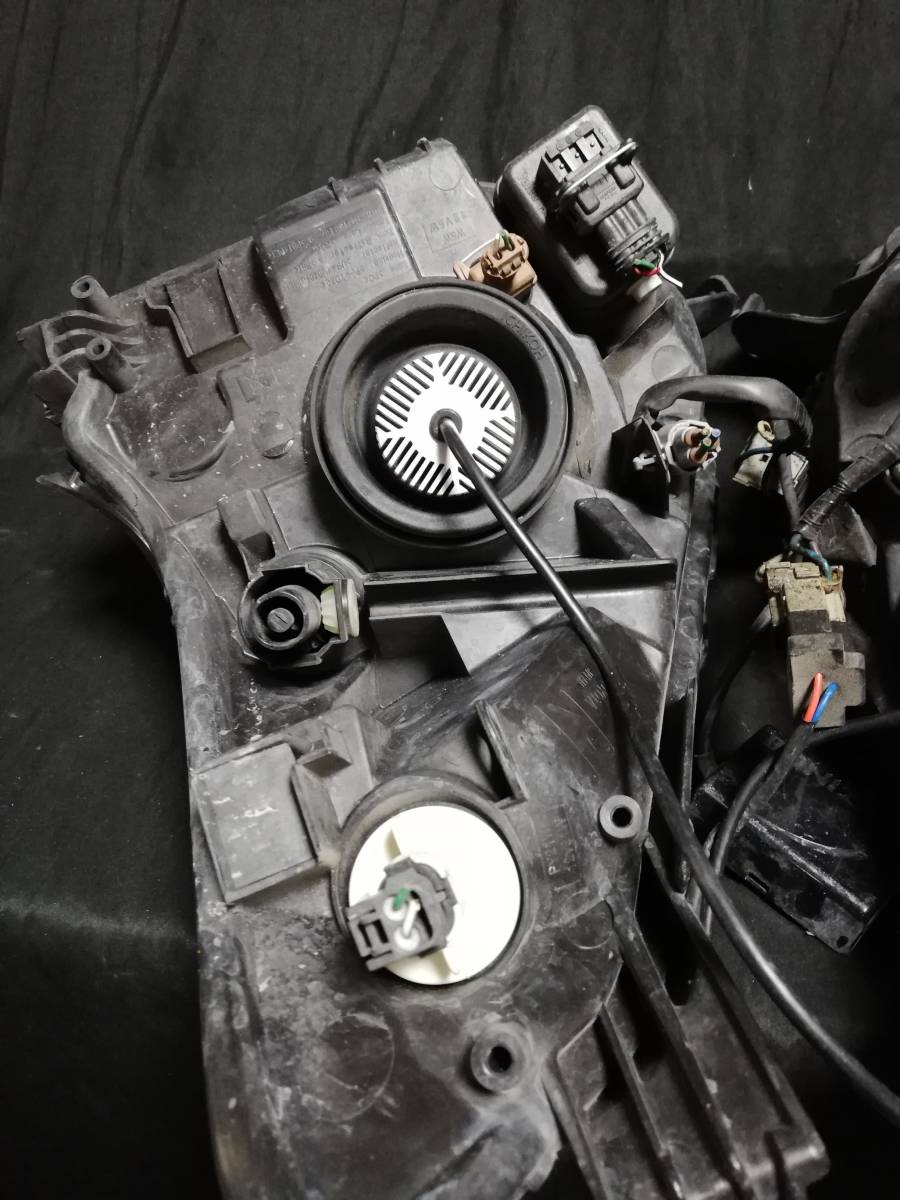 Yahoo!オークション - 3429 NCP100 ラクティス トヨタ ハロゲンヘッド...