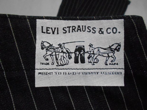 Yahoo!オークション - リーバイス 7704 ストライプ デニムジーンズ ペ...