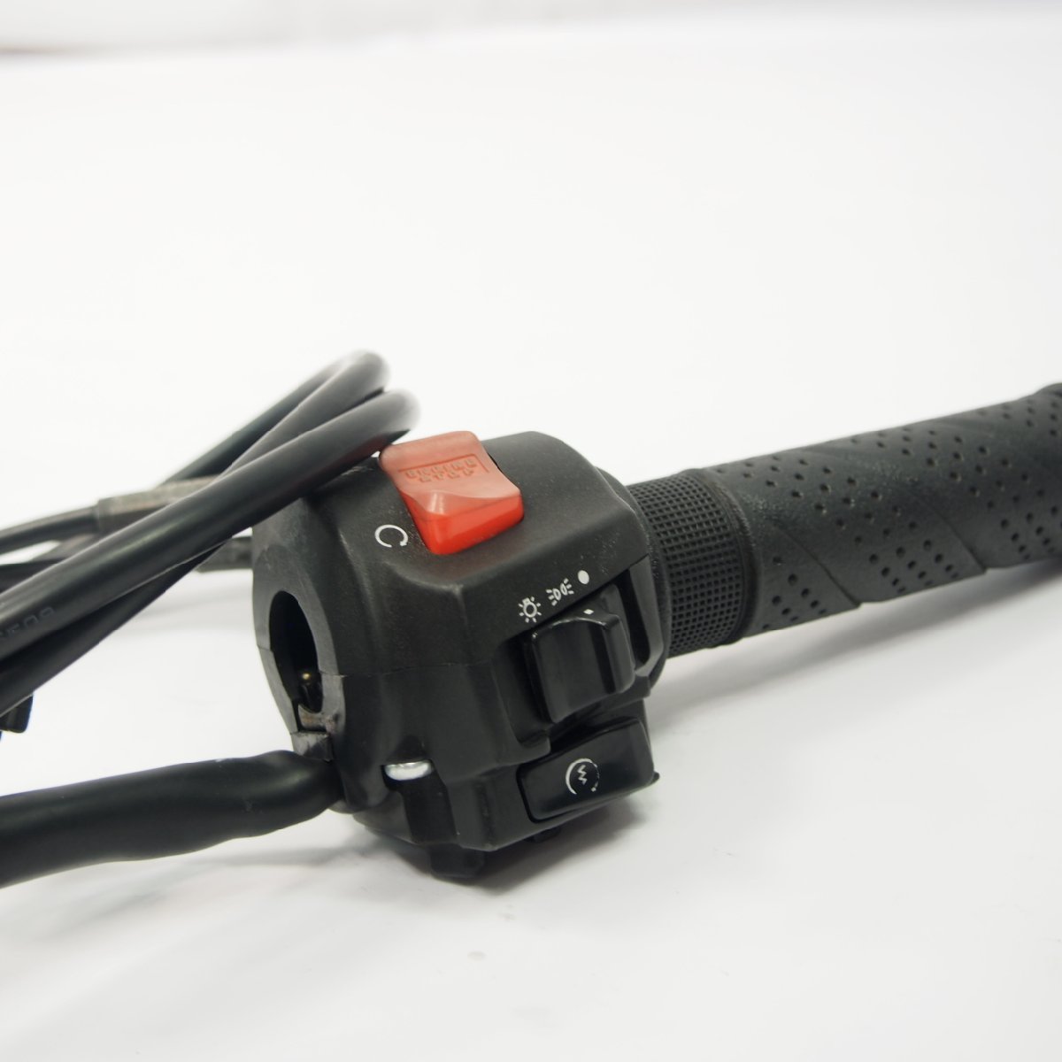 Yahoo!オークション - X11 SC42 純正 ハンドルスイッチ 右 スロットル...