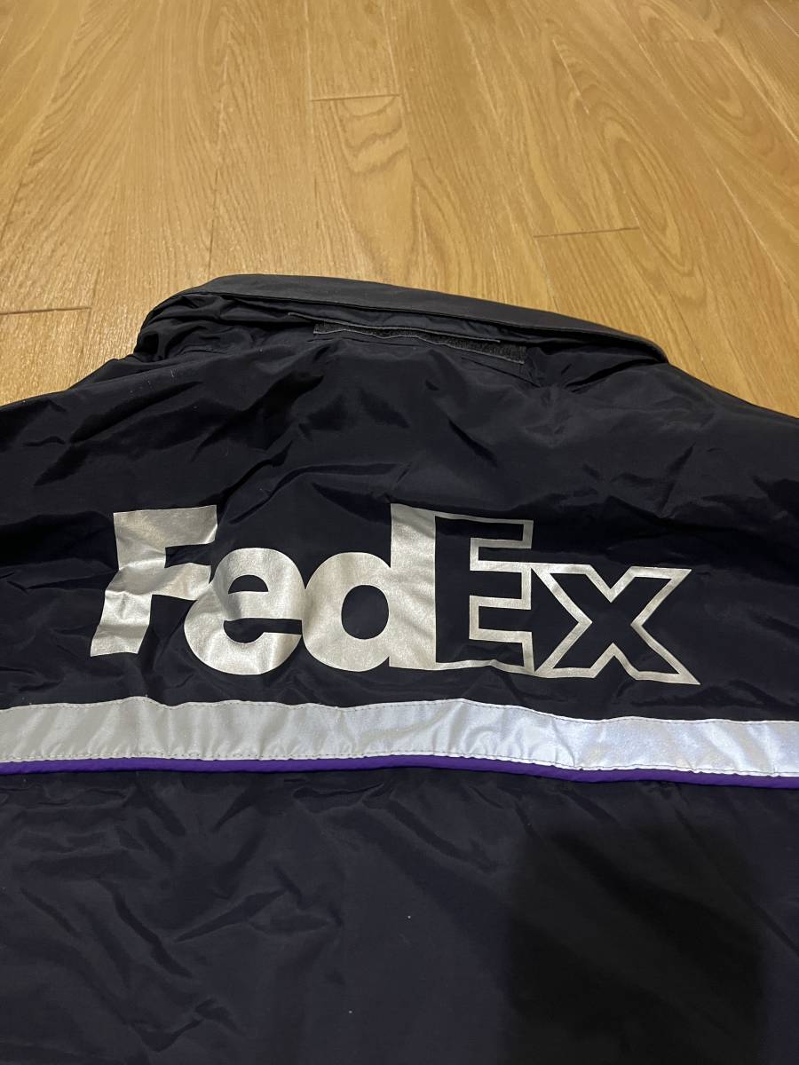 Yahoo!オークション - FedEx スタッフ ユニフォーム マウンテンジャケ...