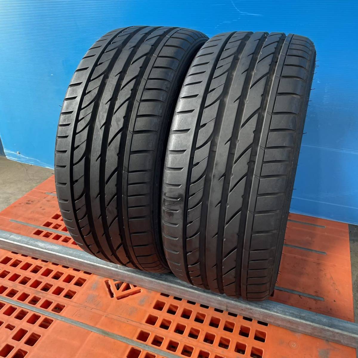 215/40ZR17 SAILUN ATREZZO 215/40/17 サマータイヤ 2本 2021年製造(中古品)｜売買されたオークション情報、yahooの商品情報をアーカイブ公開 ...