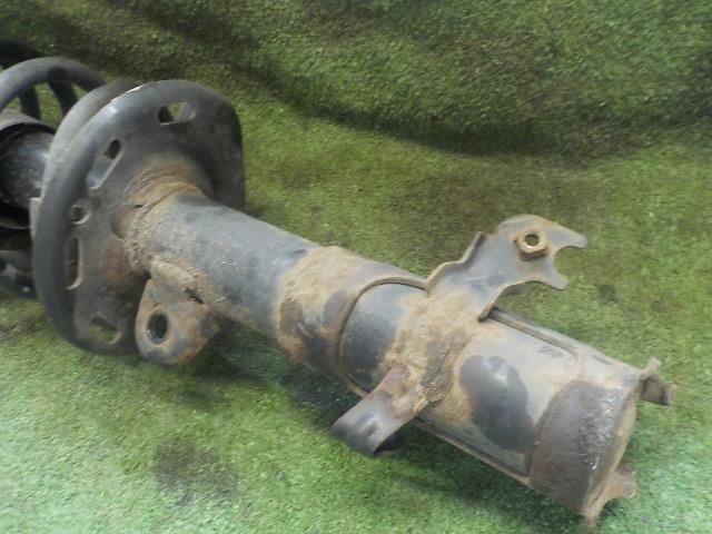 Yahoo!オークション - ステップワゴン DBA-RG2 左 フロントストラット ...