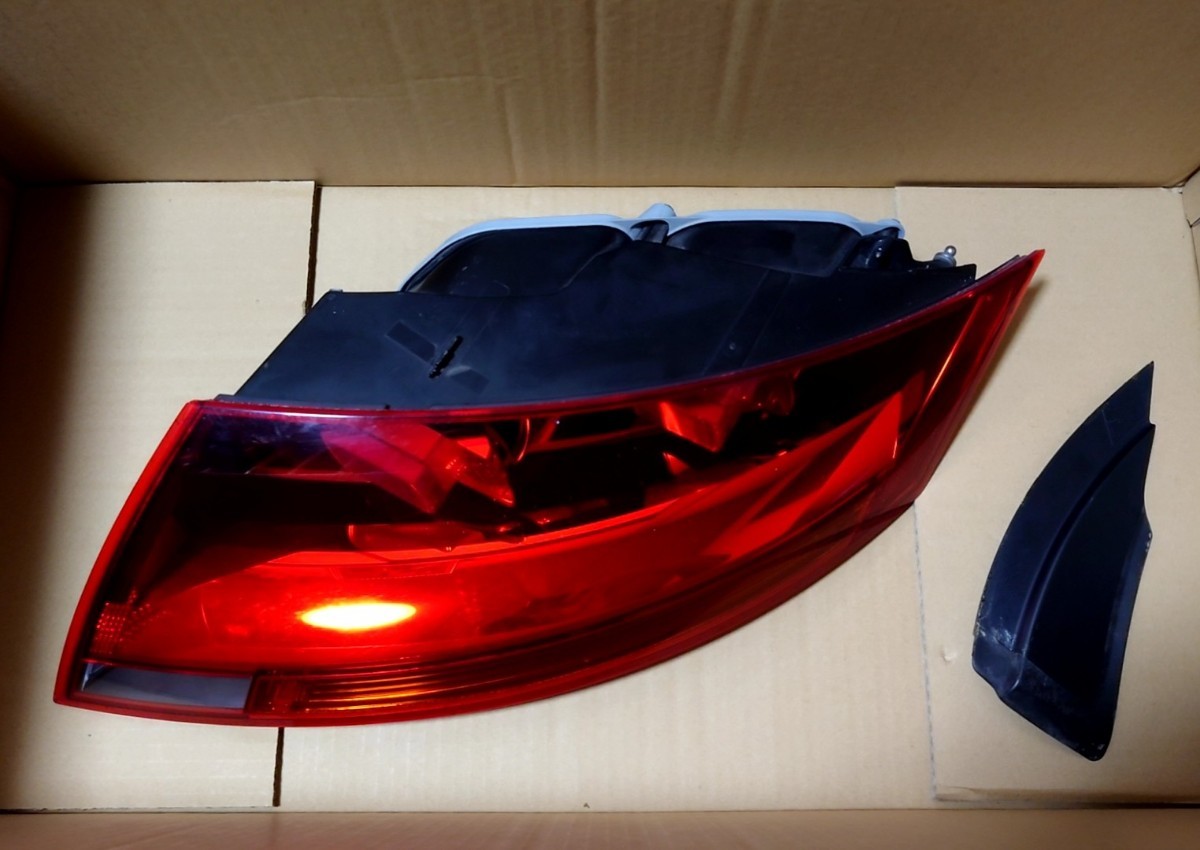 Yahoo!オークション - アウディ TT テールランプ テールライト