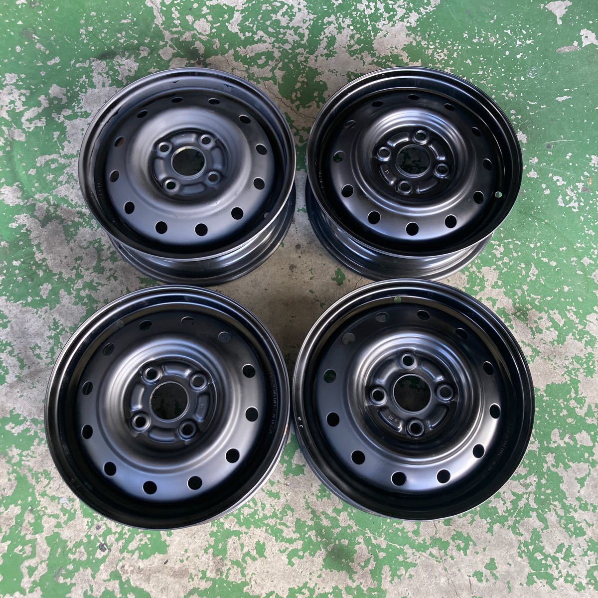 スズキ純正スチールホイール13インチセット DA64Wエブリィワゴンバンキャリートラックスタッドレスタイヤ鉄ホイール(純正品)｜売買されたオークション情報、yahooの商品情報をアーカイブ公開 ...