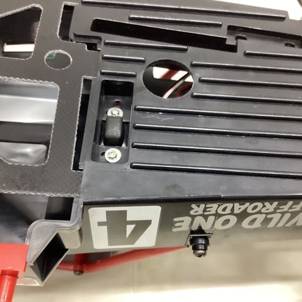 Yahoo!オークション - 1円〜 ジャンク 電動RC シャーシ サンワ SRG-BL ...