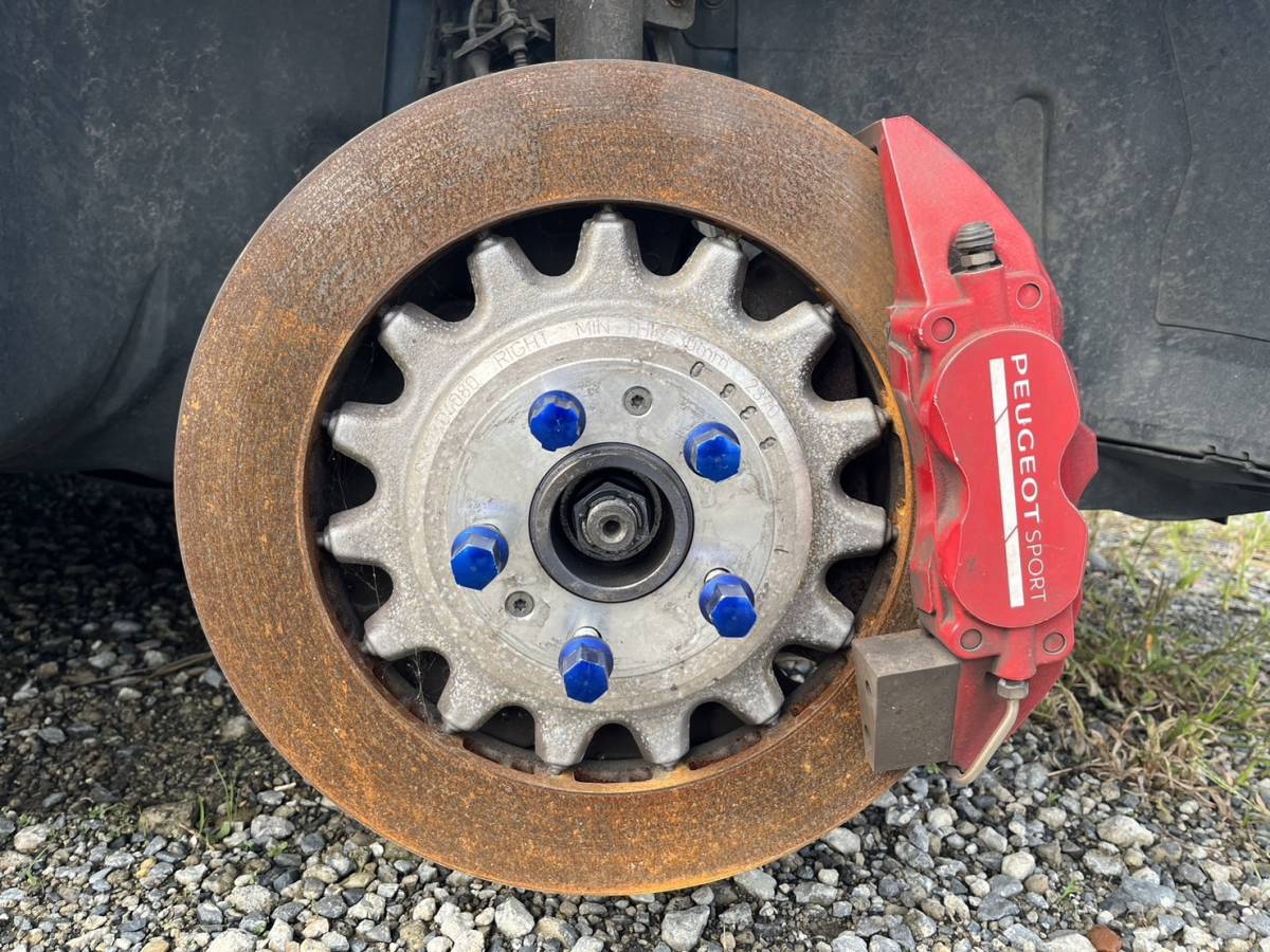 3-38 H28年 プジョー308 GTI 270by PEUGEOT SPORT 後期 T95G05 純正ブレーキキャリパー ディスクローター フロント左右セット 赤キャリパー(プジョー用 ...