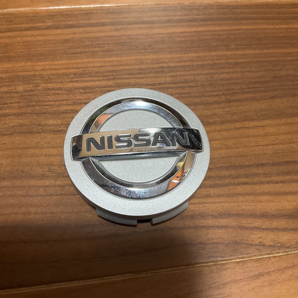 日産純正 ホイールセンターキャップ A023 ディスルークス b21w ハイウェイスター 使用(純正品)｜売買されたオークション情報、yahooの商品情報をアーカイブ公開 - オークファン ...