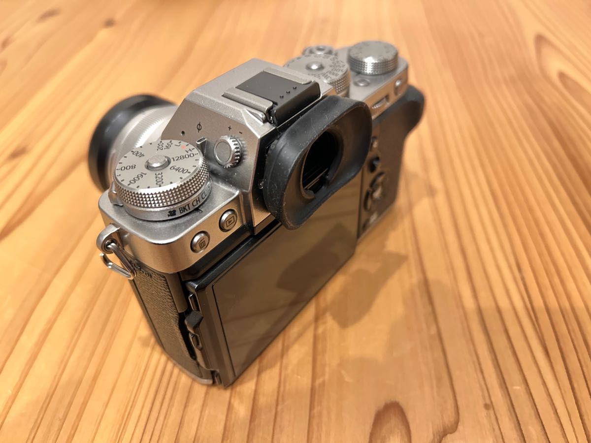 早い者勝ち】FUJIFILM X-T3 XF35mm f2 R RW x-t4 x-t5 のサブ機 早い者勝ち】FUJIFILM X-T3 XF35mm f2 R RW x-t4 x-t5 のサブ機